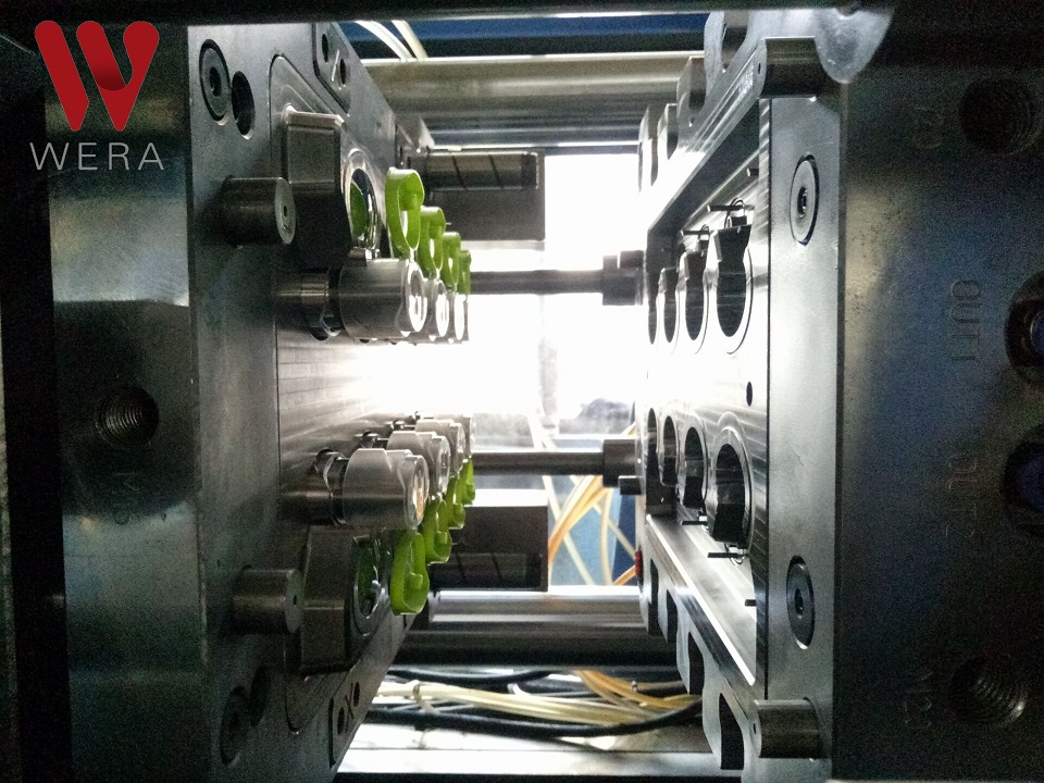 MOLD DESIGN & MANUFACTURE – 2 color mold, cap mold, container mold ...